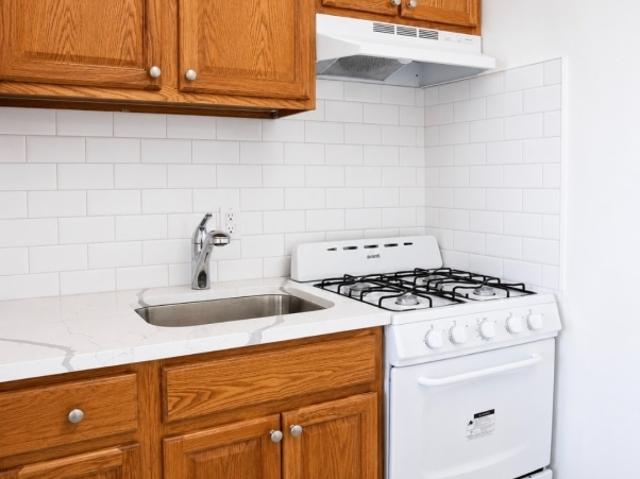 138 Elmora Ave # 9