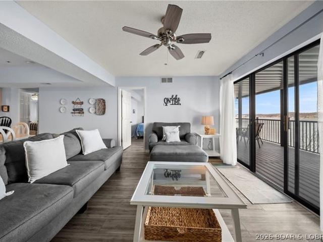 138 Falls Point Dr Unit 2A, Lake Ozark, MO 65049