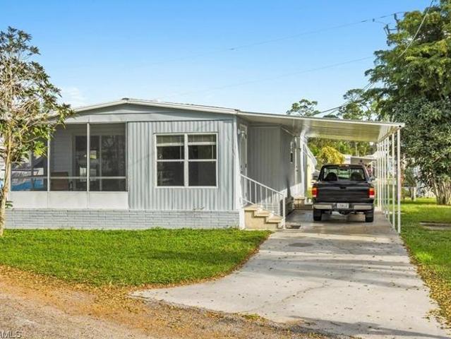 138 Flame Ln, North Fort Myers, FL 33917 in Fort Myers, Florida