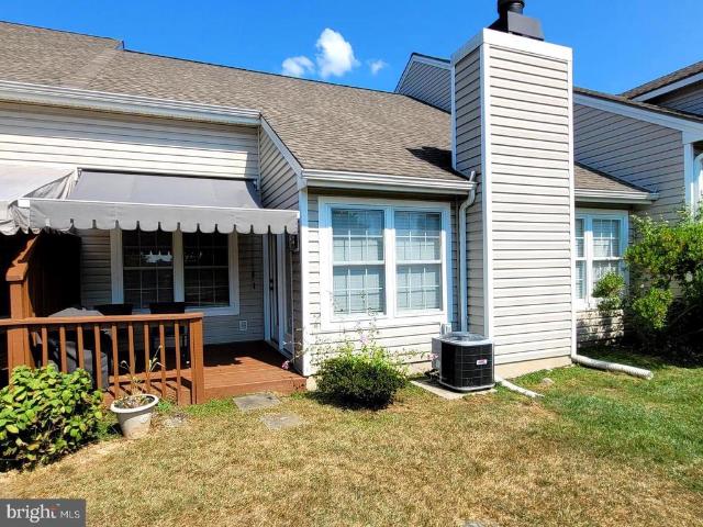 138 Hawthorne Court
