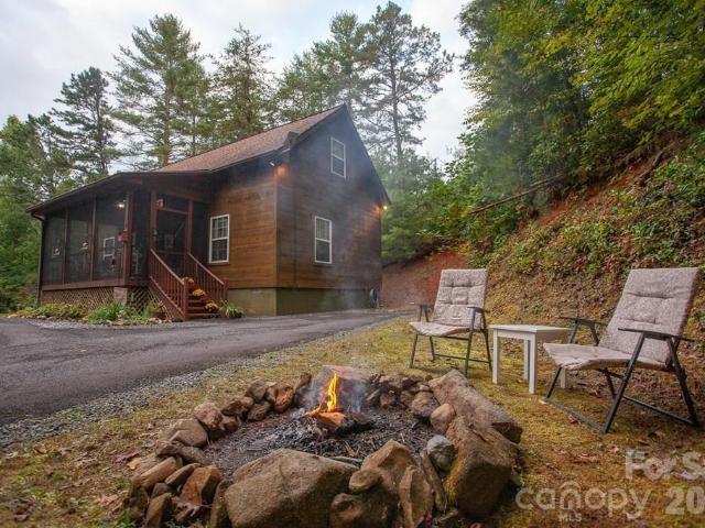 138 Hubbell Lane