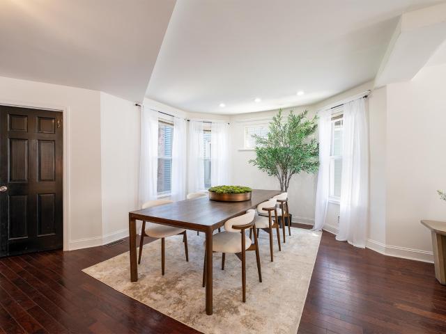 138 Jewett Ave