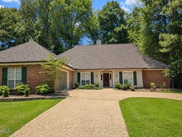 138 Oakmont Dr, Madison, MS 39110