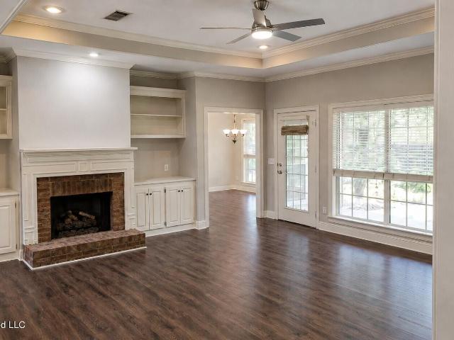138 Oakmont Drive