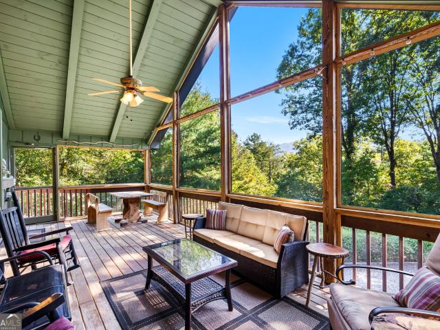 138 Oakwood Trail