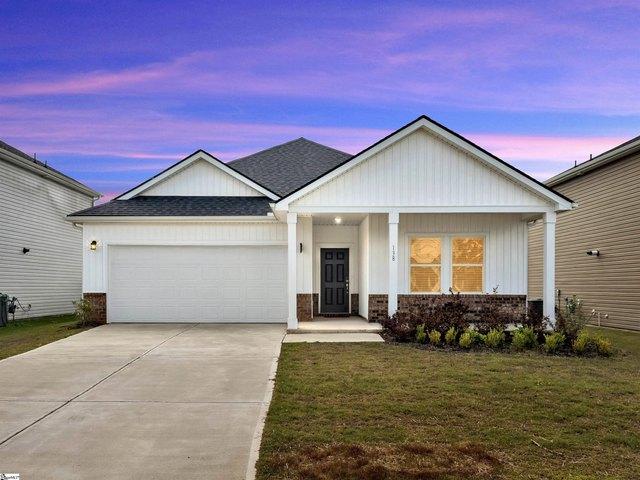 138 Layken Dr, Fountain Inn, SC 29644