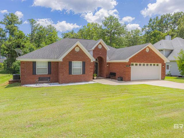 138 Lakeview Loop