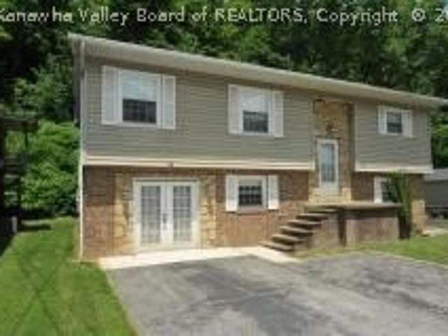 138 Little Creek Rd, Cabin Creek, WV 25035