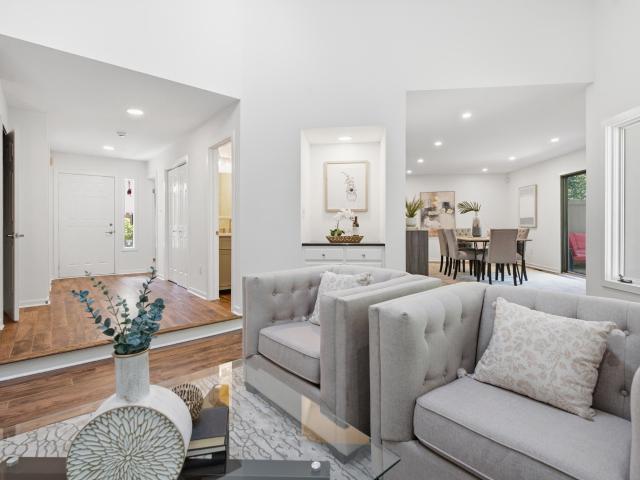 138 Montrose Avenue # 26