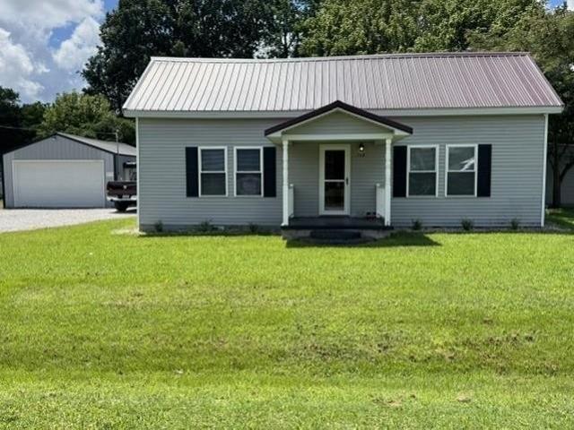 138 Mortons St, Mortons Gap, KY 42440