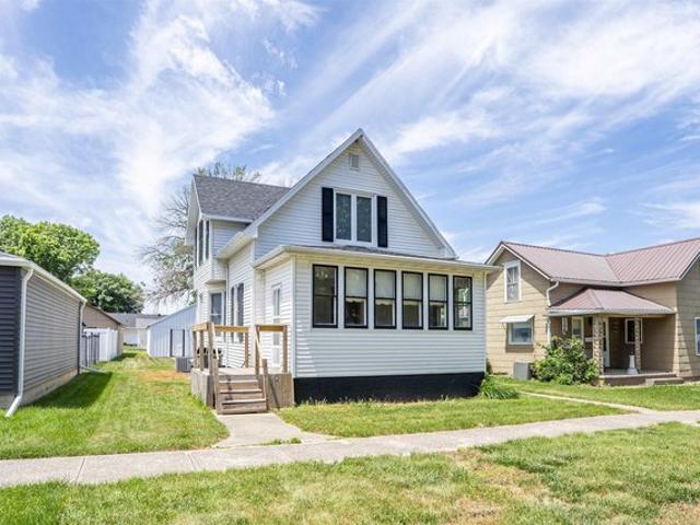 138 Madison St, Remsen, IA 51050
