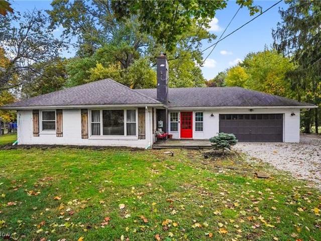 138 N Alling Rd, Tallmadge, OH 44278