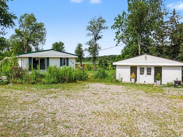 138 S Snow Prairie Rd, Coldwater, MI 49036