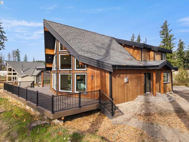 138 Santiam St, Gates, OR 97346