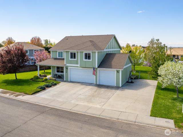 138 Scenic Drive NE