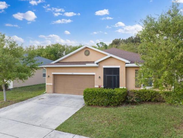 138 Port Royal Ct, Sebastian, FL 32958