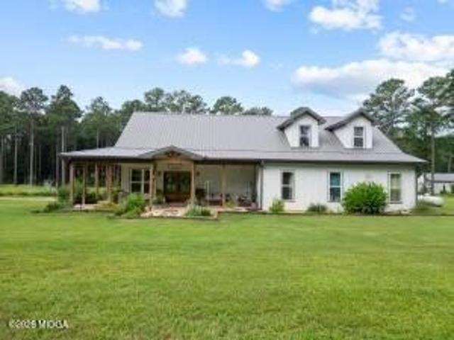 138 Posey Dr, Gray, GA 31032