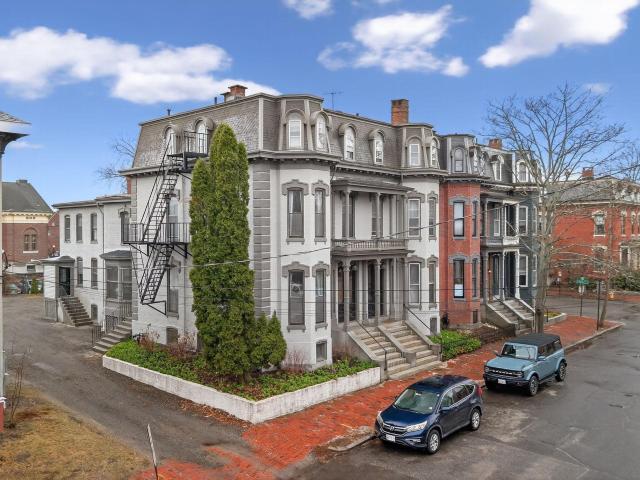 138 Pine St, Unit 3, Portland, ME 04102 | MLS #1657