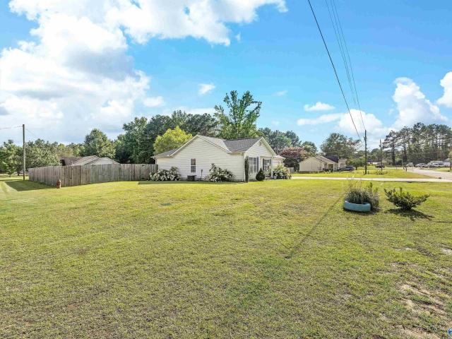 138 Rolling Meadows Road SE