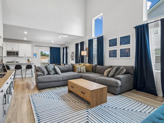 138 Ravens Crest Ave