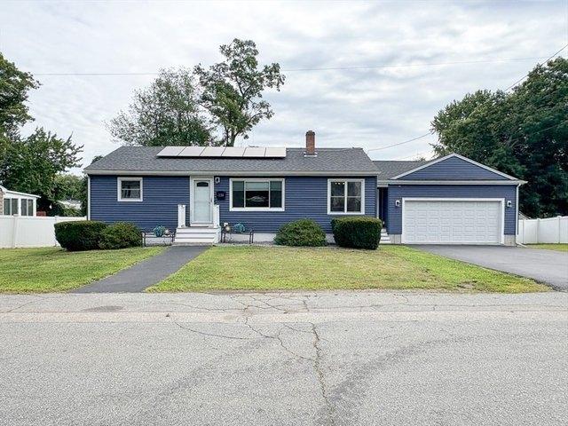 138 Rea St, Lowell, MA 01852