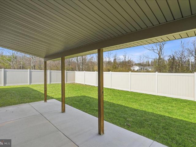 138 Redwood Lane