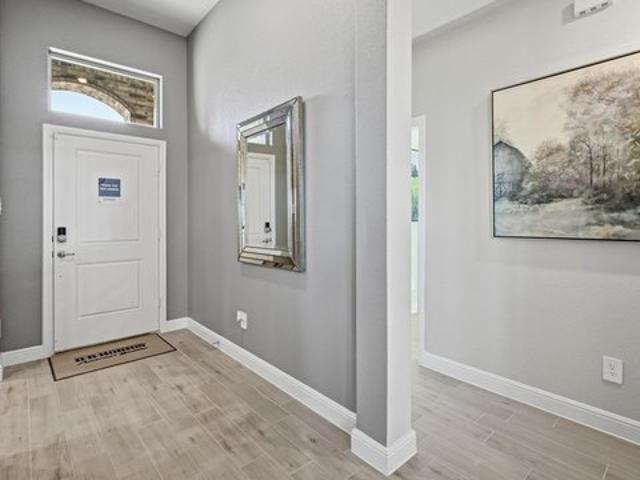 138 Ringtrail Dr, Rhome, TX 76078