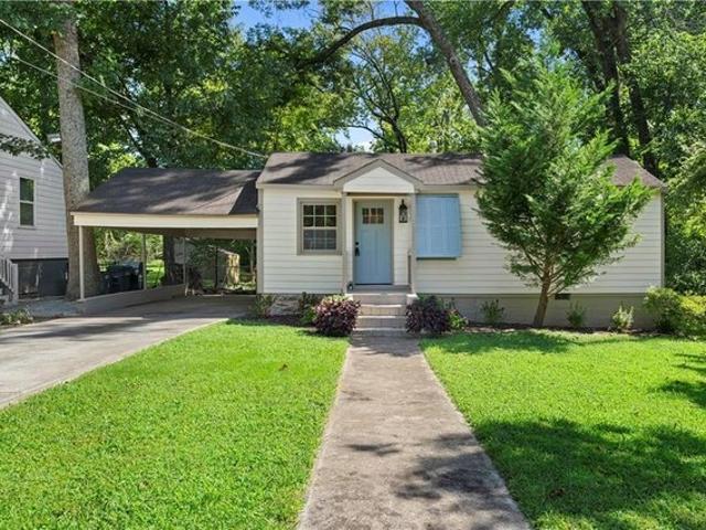138 W Dixie Ave SE, Marietta, GA 30008