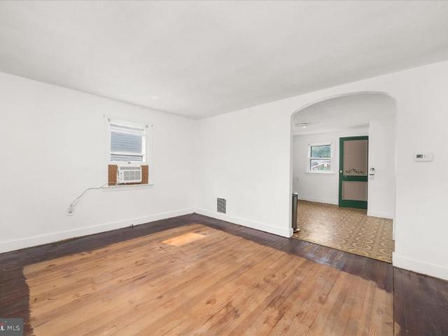 138 W Sixth Street