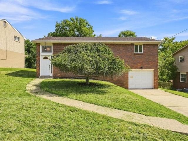 138 Yosemite Dr, Pittsburgh, PA 15235