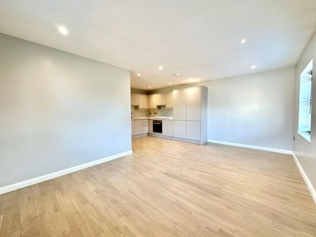 138a Miles Road, Epsom