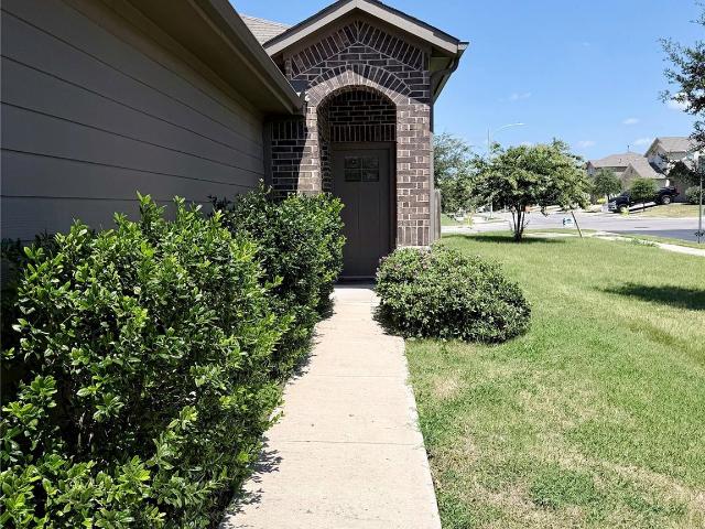 13940 Heywood Dr