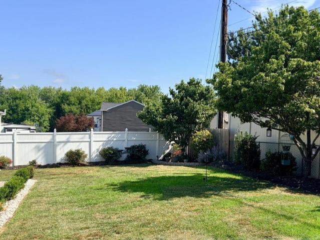 13941 Green Mountain Drive