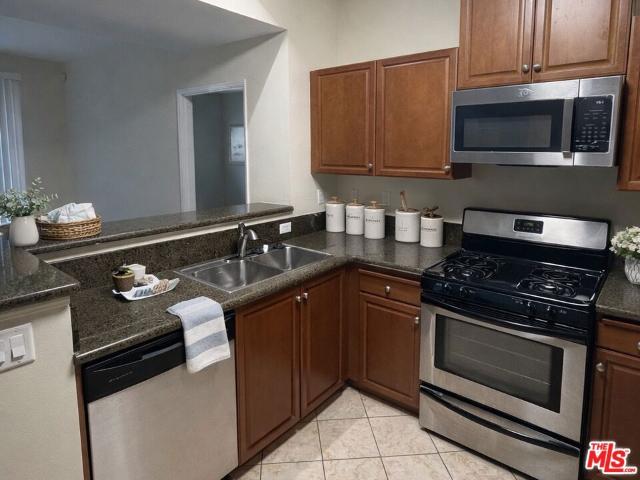 13941 Sherman Way 204