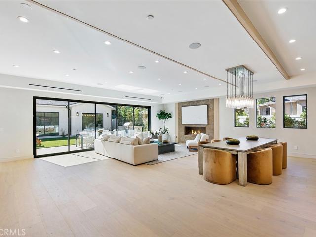 13944 Valleyheart Drive