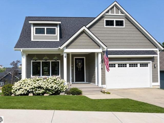 13944 S Winding Trl Unit 6, Traverse City, MI 49684