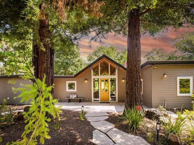 13945 Vista Regina, Saratoga, CA 95070