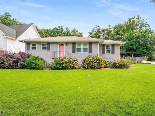 1394 N Druid Hills Rd NE, Brookhaven, GA 30319