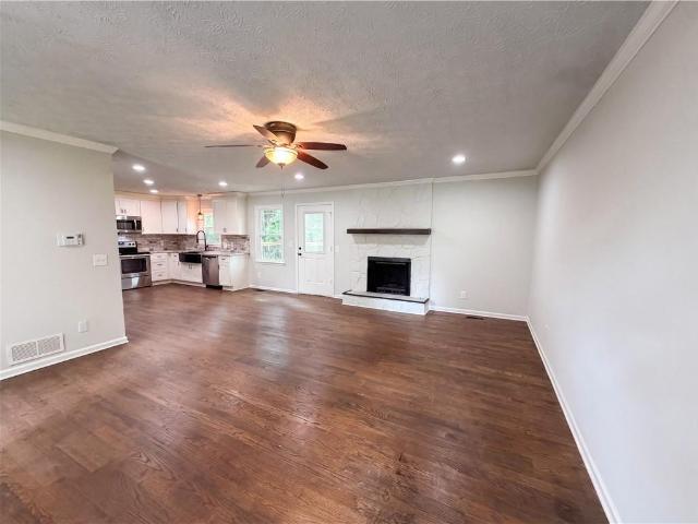 1394 Natchez Trace SW