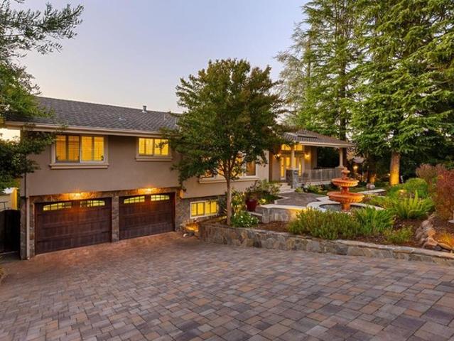 1394 Hillcrest Dr, San Jose, CA 95120