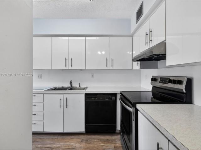 13950 Vía Flora, Unit D, Delray Beach, FL 33484 | MLS #A12005