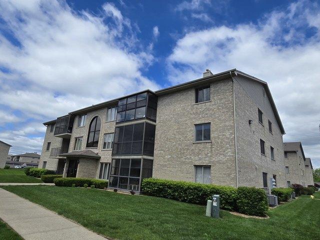 13950 Lavergne Ave Apt 907, Crestwood, IL 60418