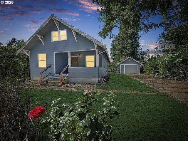 13957 Holcomb Blvd, Oregon City, OR 97045