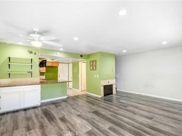 13955 Arthur Ave, Unit 4, Paramount, CA 90723 | MLS #DW26076 | Compass