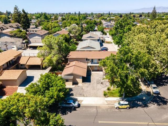 1395 Ontario Ln, Campbell, CA 95008