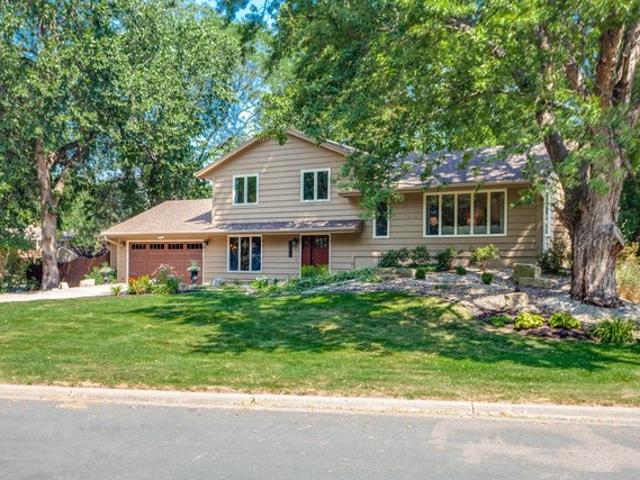 1395 Farmdale Rd, Mendota Heights, MN 55118
