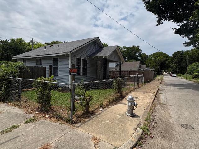 1395 gleason ave