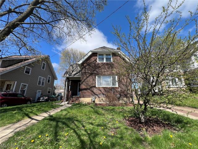 1395 Goodyear Boulevard