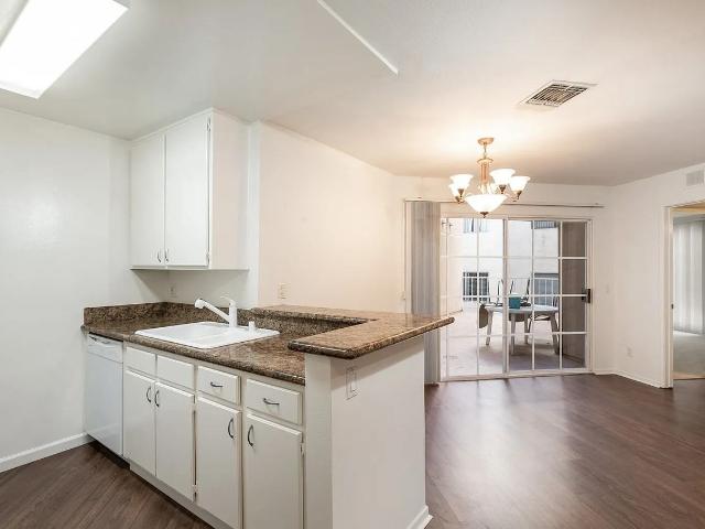 1395 Kelton Ave 1 Bedroom Condo for Rent at 1395 Kelton Ave, Los Angeles, CA 90024 Westwood