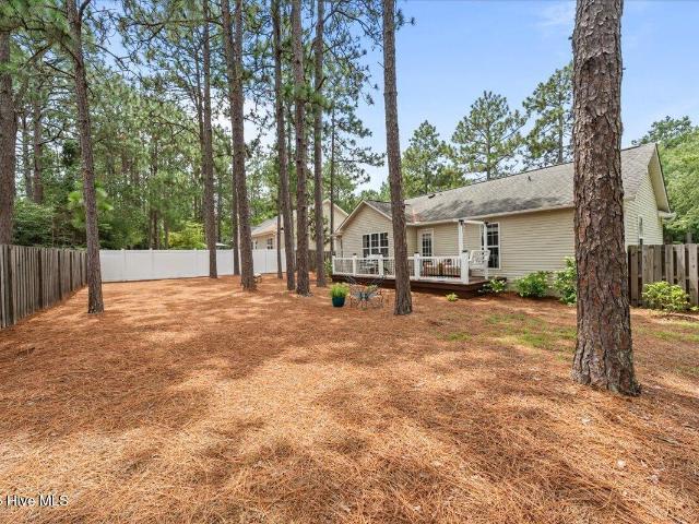 1395 Longleaf Drive E